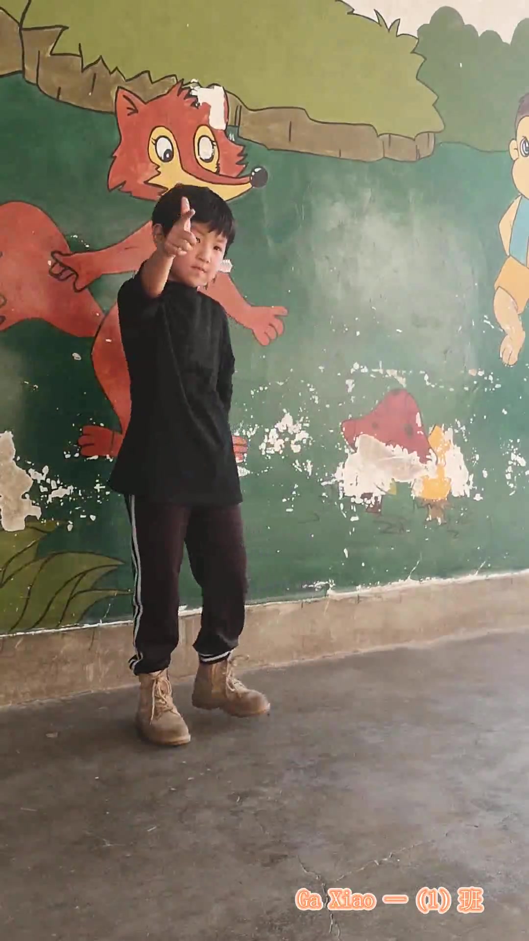 酷酷的小女孩《听妈妈的话》舞蹈完整版