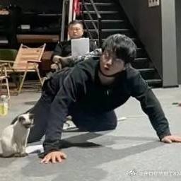 戒骄戒躁戒色 