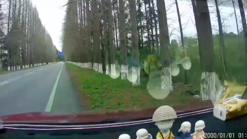 行车记录仪视角,差一点撞上,开车谨慎驾驶,安全第一