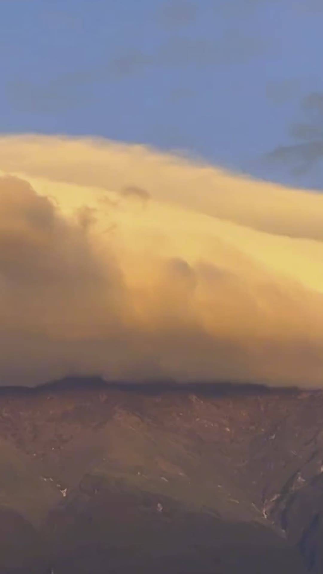 油画般的晚霞,当然要分享给你啦