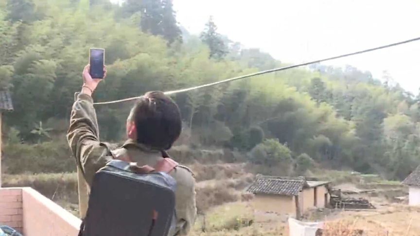 移动信号太弱,打电话成了难题!广东村民求助:能好吗