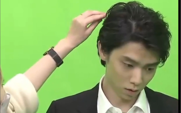 羽生结弦大白鹅冰演幕后特辑预告
