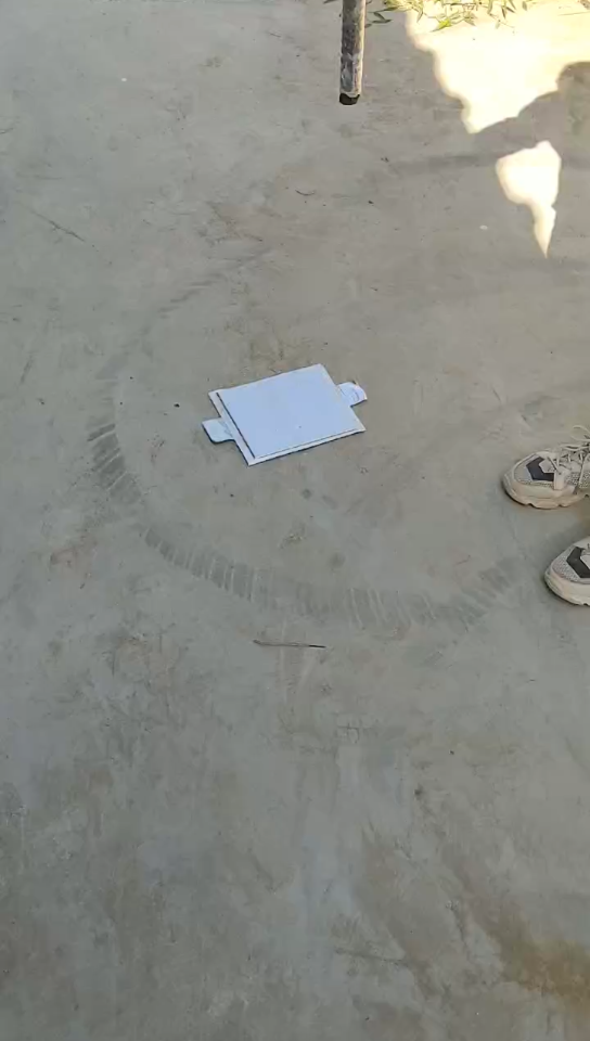 锂电池电芯扎刺实验