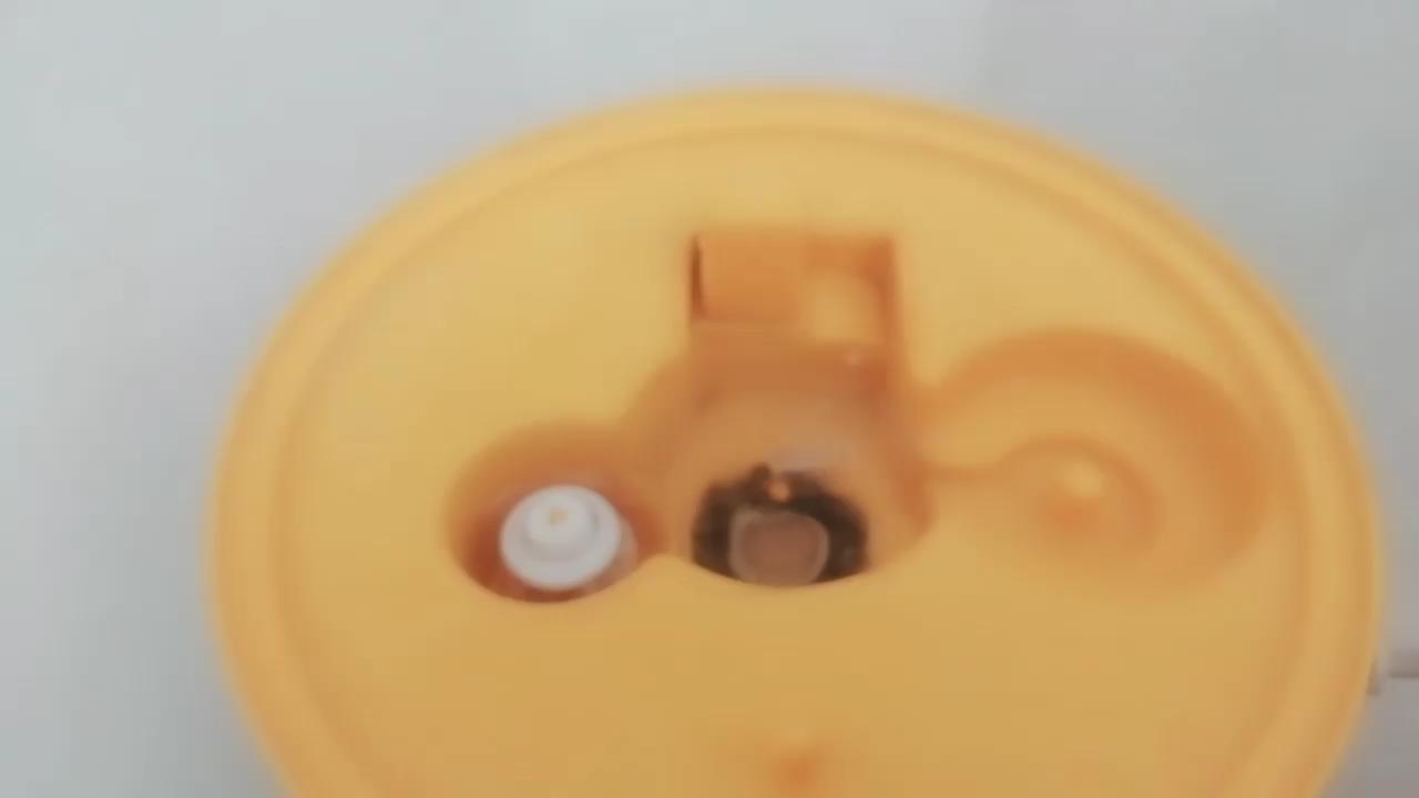 今天拿到一个被抛弃的家用加湿器,维修一下,又能使用了。