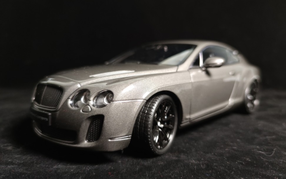 【917PinkPig】(重制版视频)超级良心的国产模型 威利welly 1:18比例...