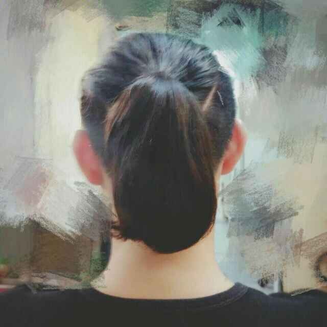 这个男人温文尔雅丶 