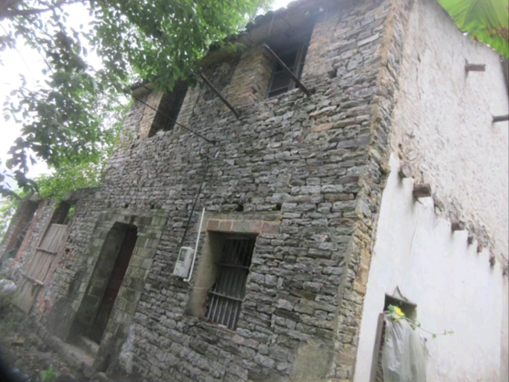 房屋结构类型—石结构