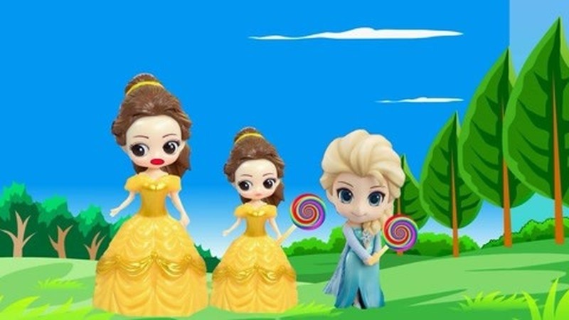 动画剧场:贝尔给爱莎分享棒棒糖,两个妈妈都夸她做得好