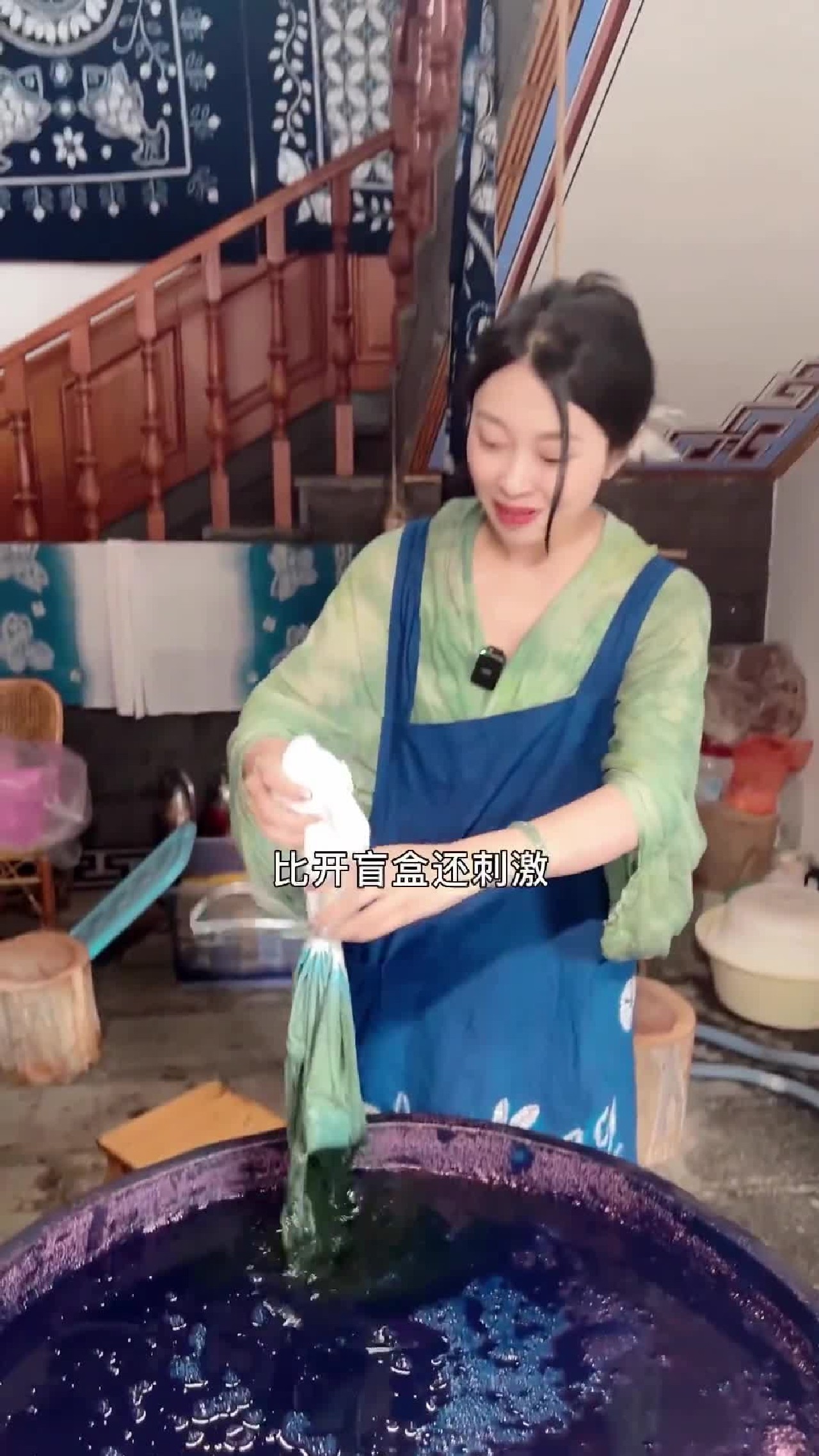 来大理必须体验的白族扎染只要就能拥有一条扎染小