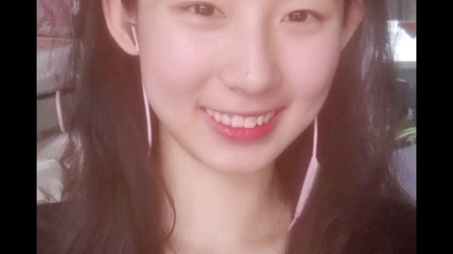 腾讯会议的美颜有点绝 自带氛围 (没有调滤镜,是把手机放在窗前,让太...
