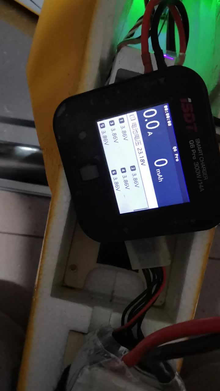 花牌6s4200mah55c航模电池120安70安电流压降测试