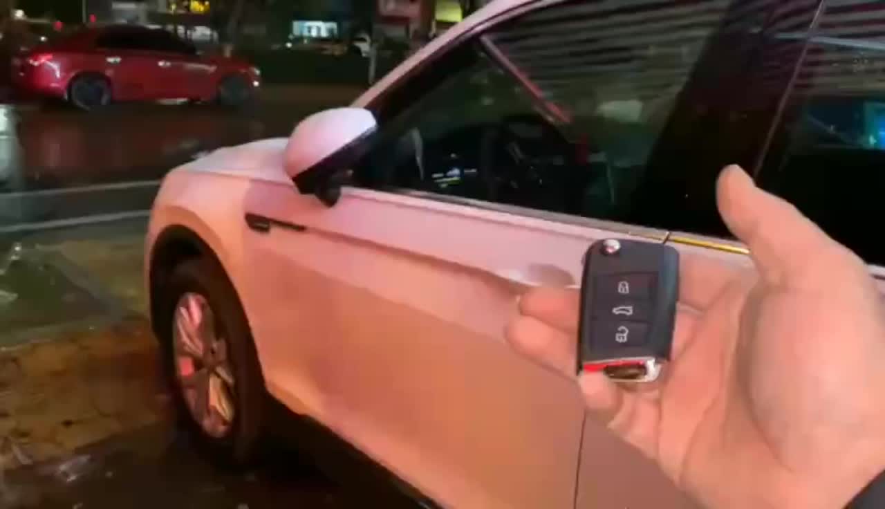 大众途观,一键启动,无钥匙进入,钥匙远程启动,手机控车。【来自懂车帝...