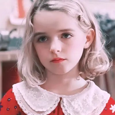 洋娃娃女孩 