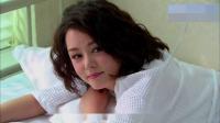 女友生病躺床,不肯吃饭撒娇要亲亲,男友羞得耳朵都红了