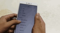 智能手机上桌面调整方式, 设置起来简单方便