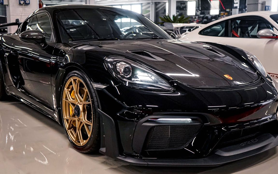 汽车:新款 2024 保时捷 718 Cayman GT4 RS