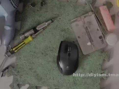 罗技M705鼠标拆解微动更换教程