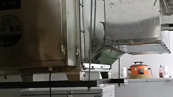 各类通风管道工程设计、制作、安装及改造工程; 酒店、食堂后厨排...
