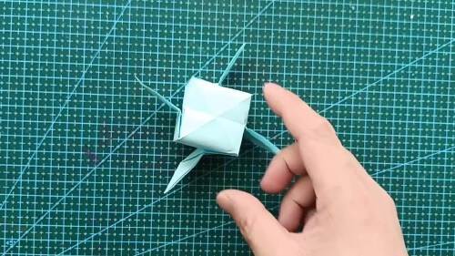 如何叠一个好玩的折纸飞行器玩具男孩女孩都喜欢的折纸大全