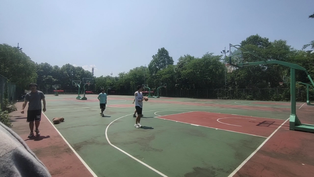 篮球单手肩上投篮教学