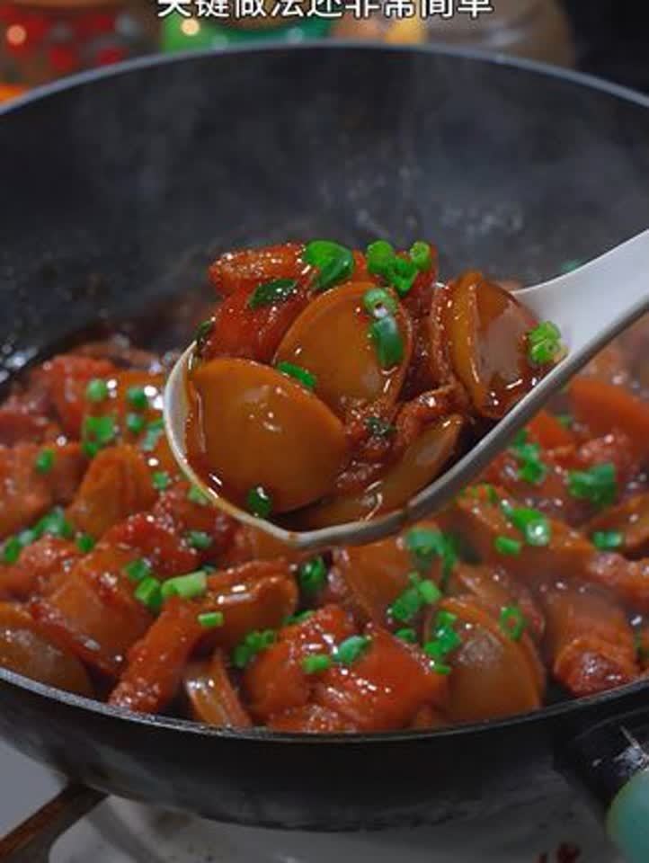 年夜饭必备菜鲍鱼焖肉,一口一个真的好吃,大人小孩都喜欢