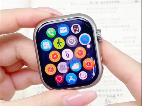 如果在学校碰见不会的题就用插卡版智能手表