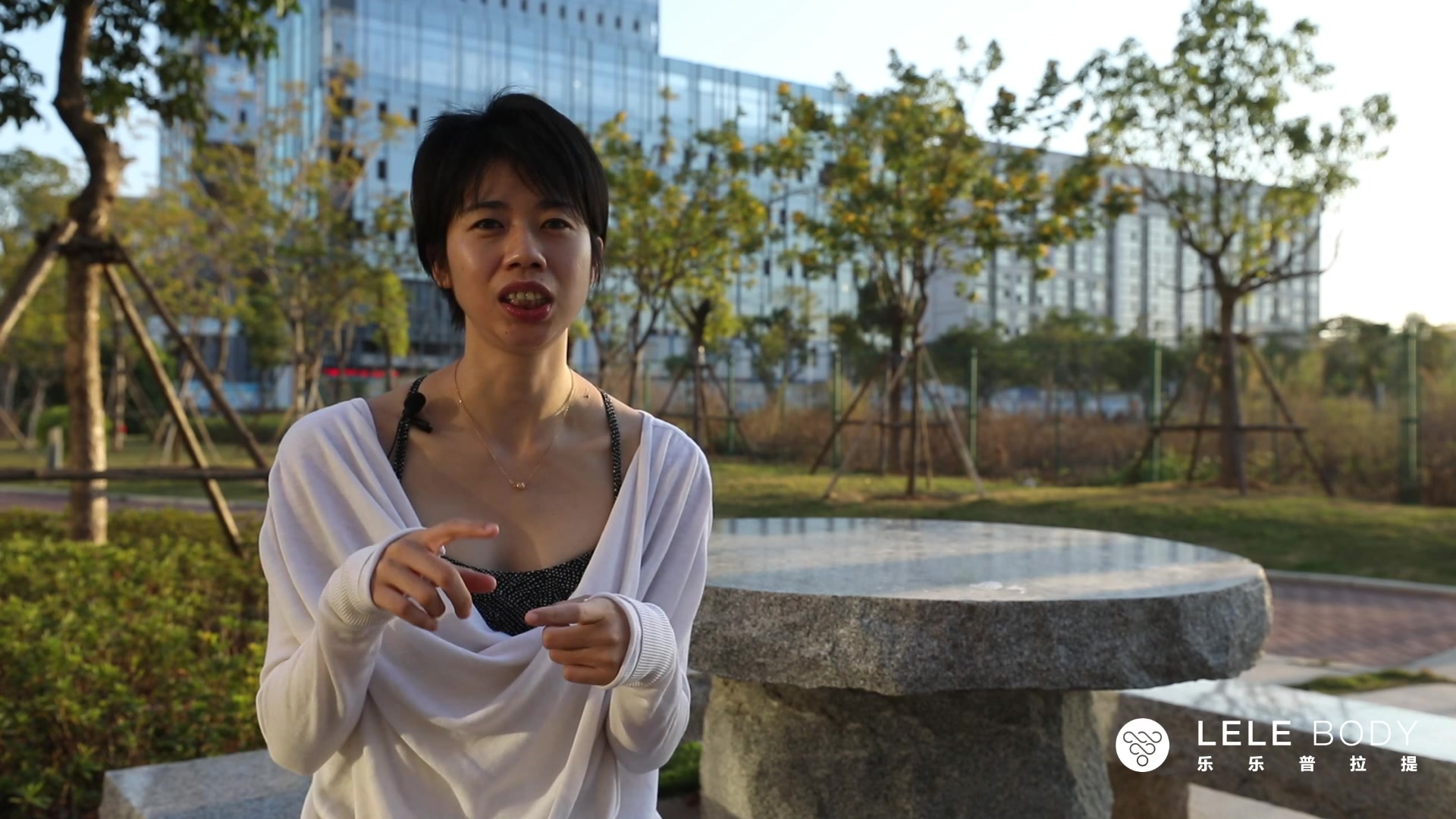 什么是普拉提?普拉提和瑜伽的区别是什么?厦门乐乐普拉提elin老师为...