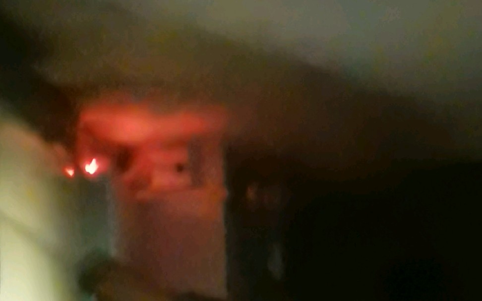 阿姨啊,宿舍停电…卧槽电箱起火了