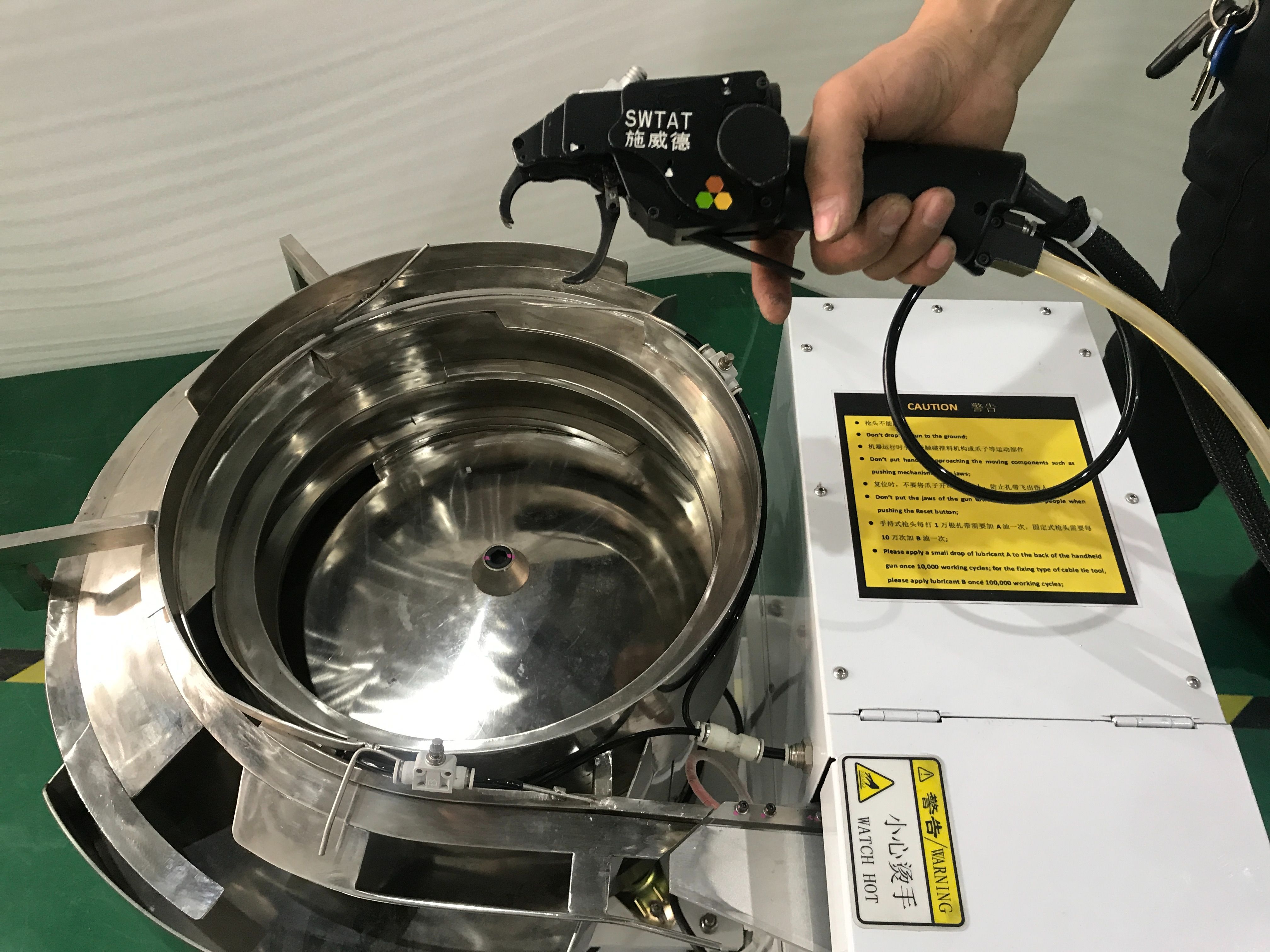 扎带机-尼龙扎带机-手持式扎带机最全讲解视频,怎么使用;怎么调松紧;...