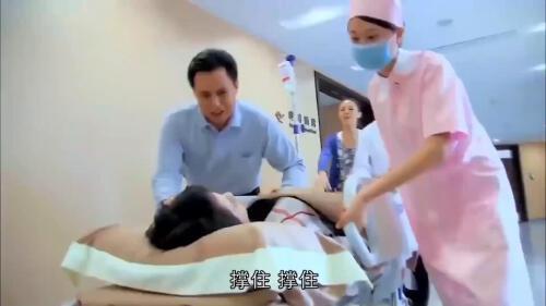 产房惊魂!妈去世,女儿分娩,宝宝瞬间出生!