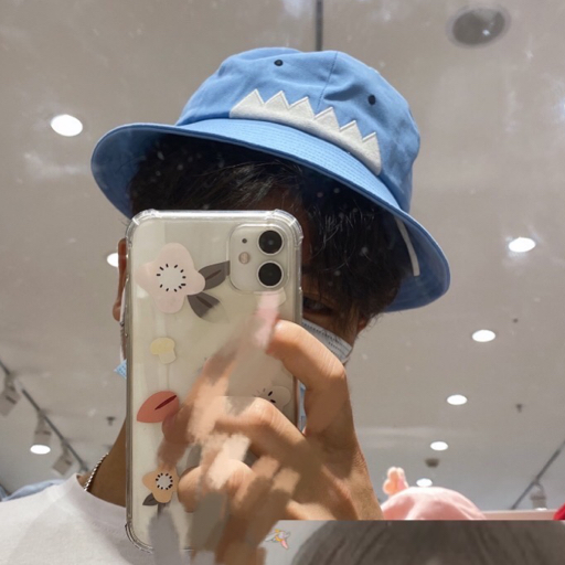 就是一条臭咸鱼 