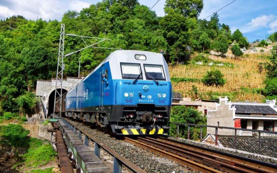 中国铁路HXD1系列电力机车介绍,7种型号,每一种都是经典