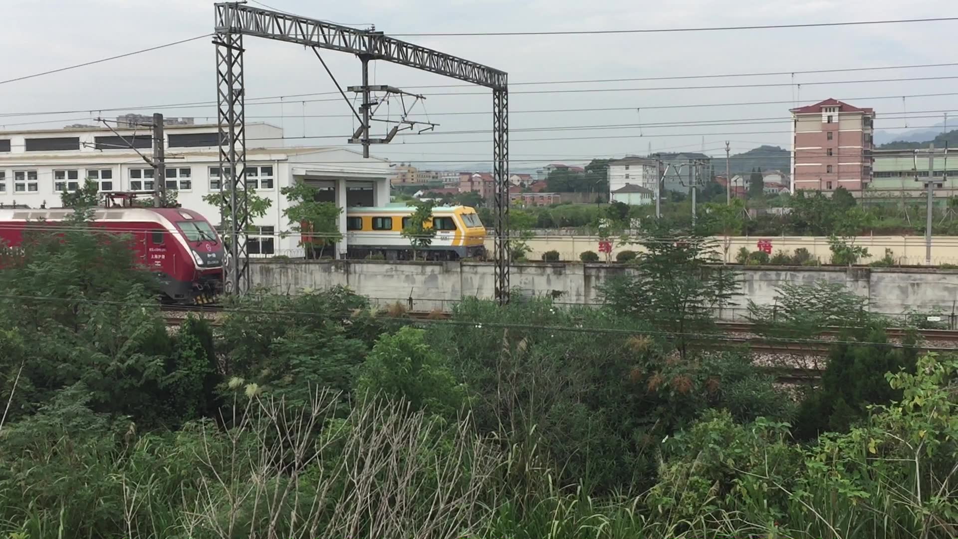 【中国铁路】 K740次 昆明~上海南 沪昆线诸暨站附近 2017