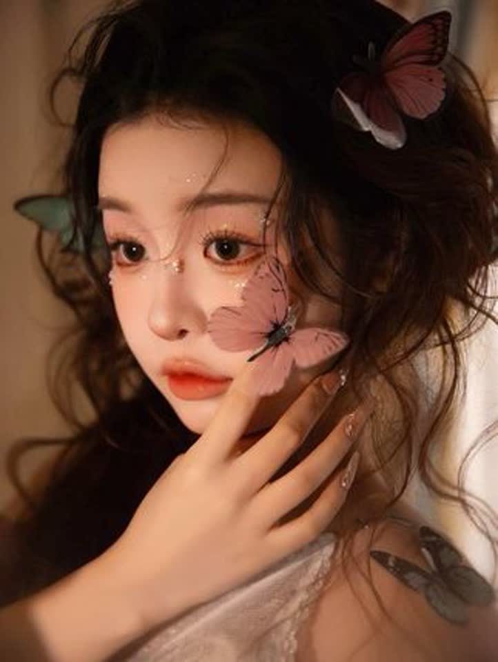 正在孕育小生命的蝴蝶仙子一枚(自动生成自恋文案)#今日妆容 #孕...