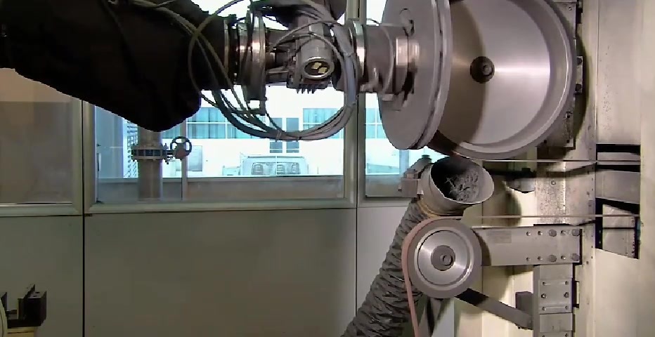 探访复合陶瓷刹车盘是如何制造的