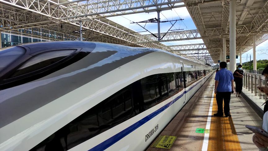 南局福段C9176次列车(厦门→福鼎)福清站进站