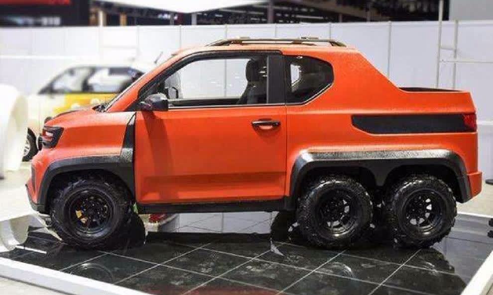 五菱全新车型六轮皮卡,在成都车展亮相,外观霸气越野...