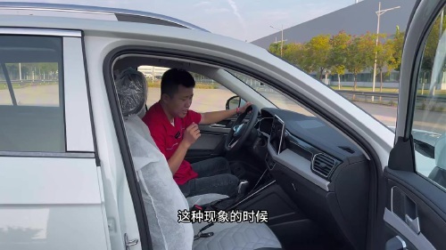 大众车钥匙没电该如何启动车辆