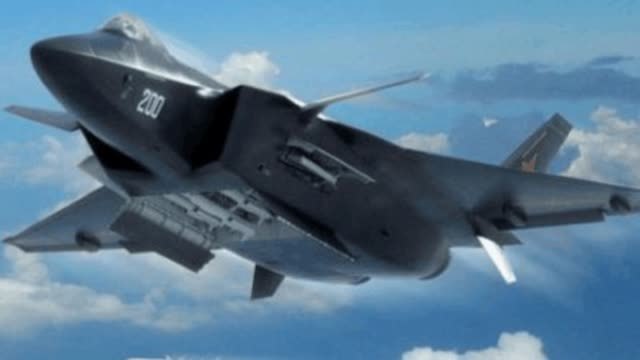 歼-20在模拟空战中以4:0的成绩力压苏-35?.