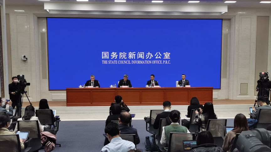 人民银行:动用存款基准利率要进行更加充分的评估