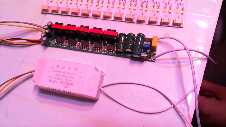 LED驱动电源的正常寿命到底是多久?三到五年还是十到八年?