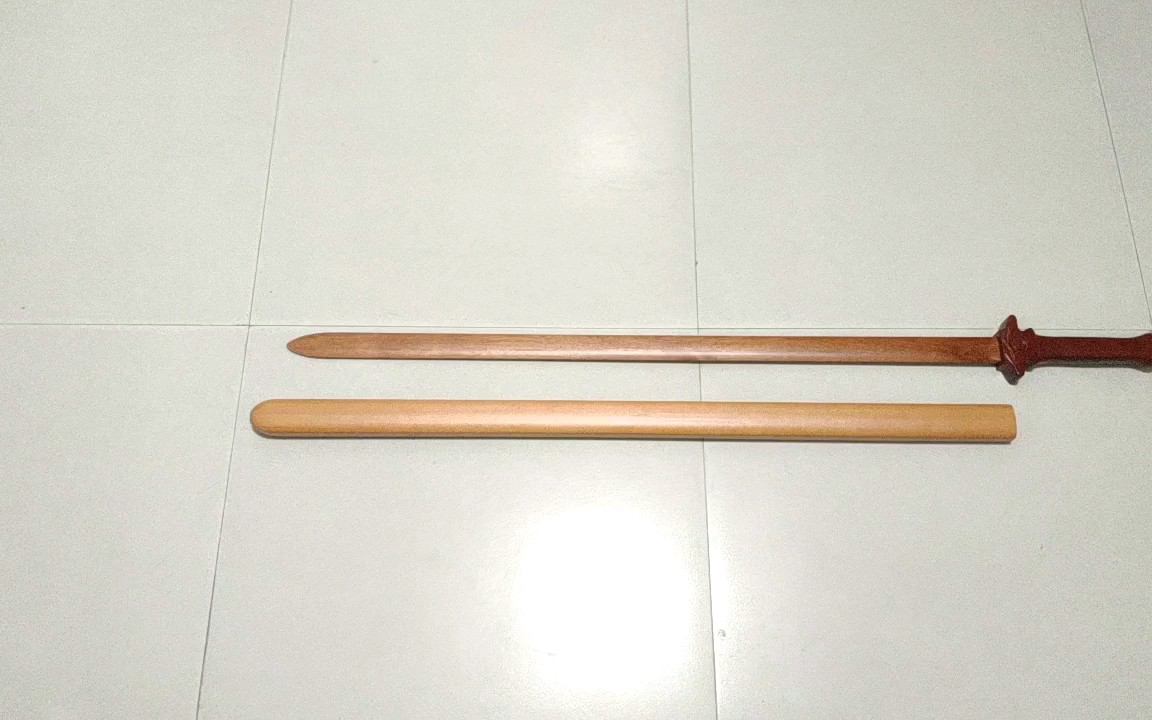 【手工】花了5天时间做的木剑