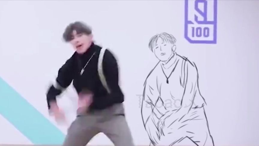 手绘蔡徐坤打篮球