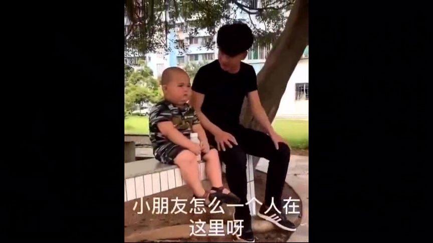 小宝宝穿这样的衣服,被妈妈玩坏了,太搞笑了!