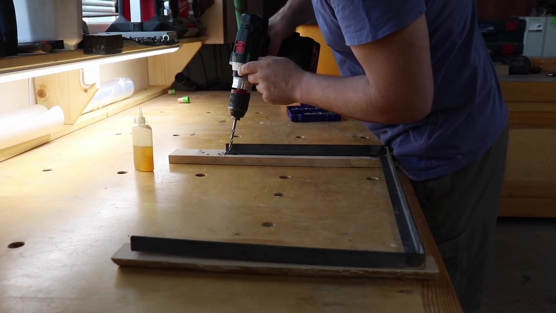 木工小哥爱“钓鱼”,于是亲手DIY“私家专用钓鱼“小板凳””