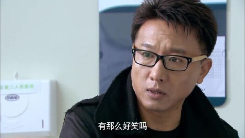 影视:男子的腿