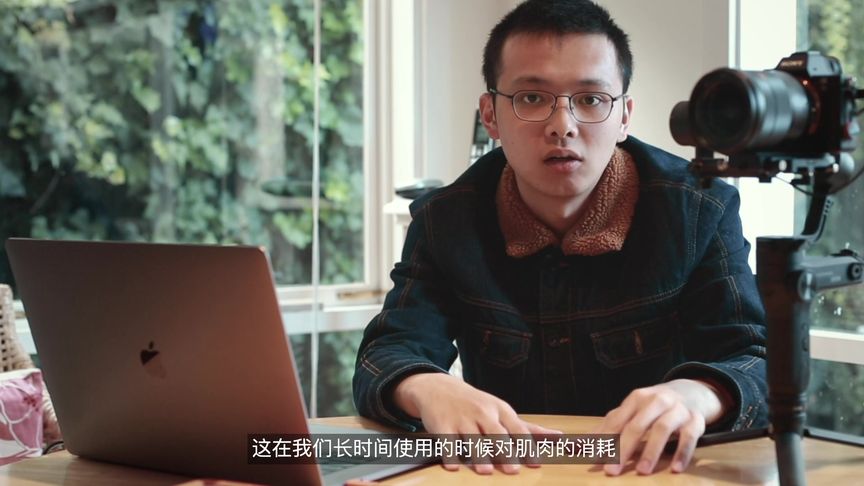 对微单用户来说,这款稳定器可能是最适合的大片利器之一了