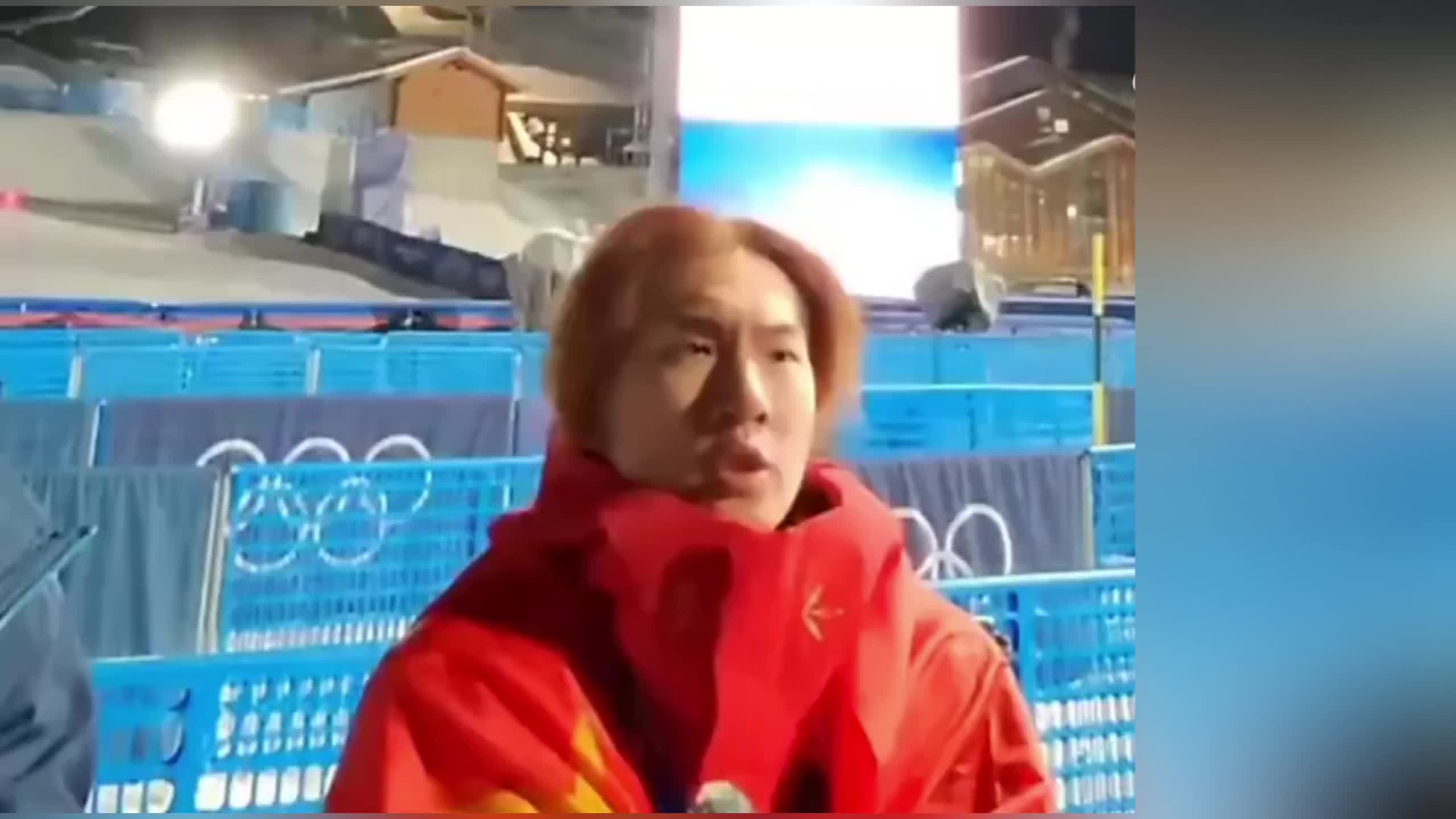 苏翊鸣:判罚正确,很骄傲摘铜,我跟妈妈说快抱抱我