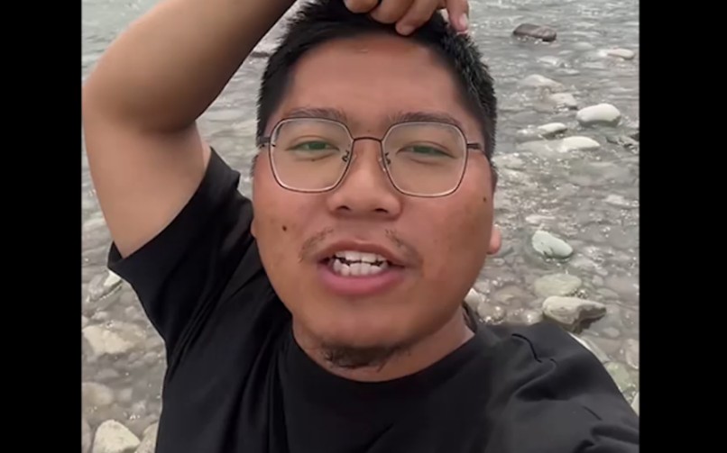 把他p成帅哥,修完是真的帅