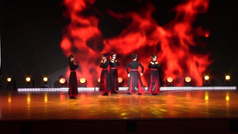 舞蹈《万物生》:青岛大学法学院2024年5月27日毕业晚会